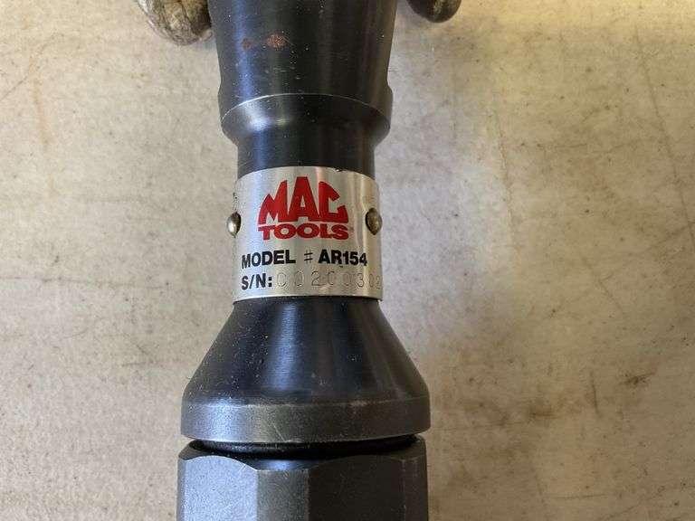 Mac 3/8 air ratchet - Legacy Auction Company
