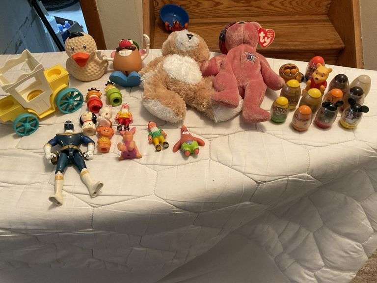 Miscellaneous toys - Legacy Auction Company