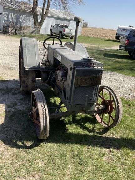 1929 Case C tractor - Legacy Auction Company