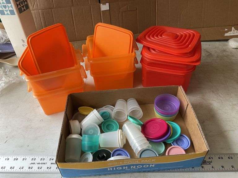 Tupperware containers, minis - Legacy Auction Company