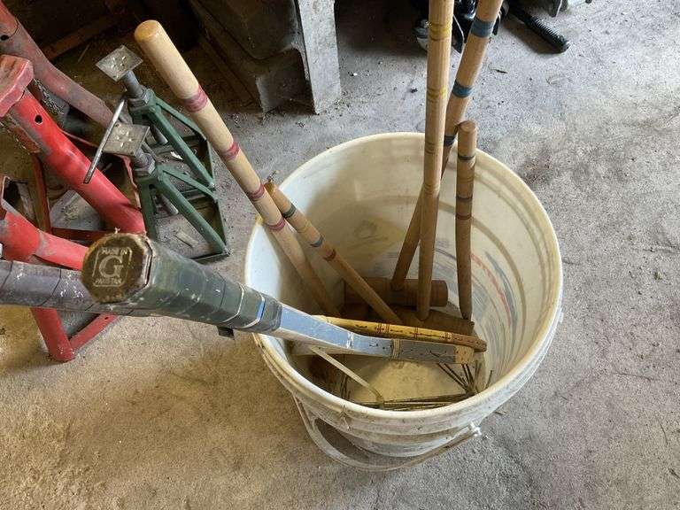 Rackets, croquet mallets & sticks - Legacy Auction Company