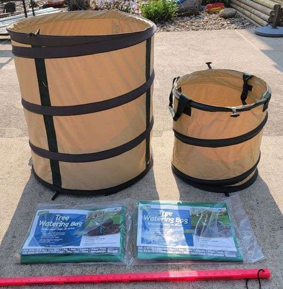 Collapsible Grass / Leaf Containers & 2 "New" - Legacy Auction Company