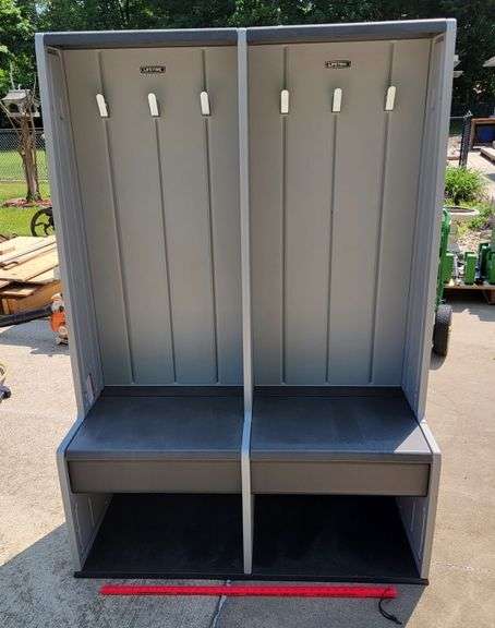 Lifetime Home & Garage Storage Locker - Legacy Auction Company