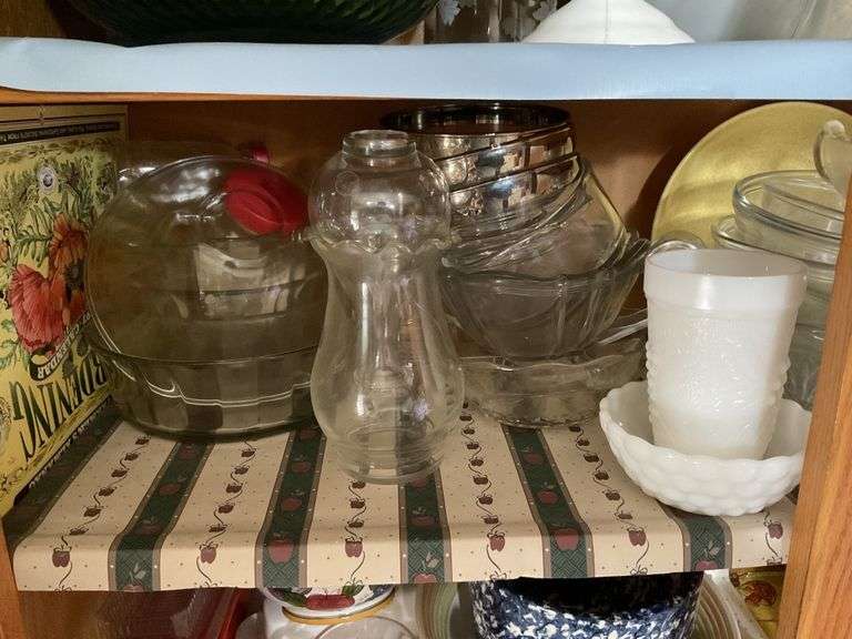 Items on kitchen shelf, bring boxes - Legacy Auction Company