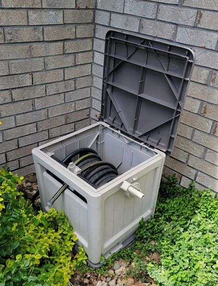 Suncrest Enclosed Hose Containment Unit With 100' - Legacy Auction Company