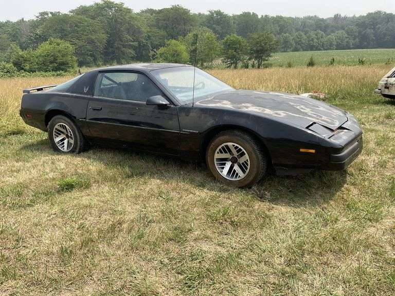 1989 Firebird Trans Am, no keys - Legacy Auction Company