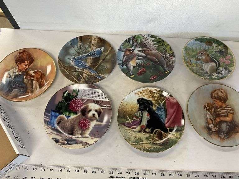 Collector plates - Legacy Auction Company