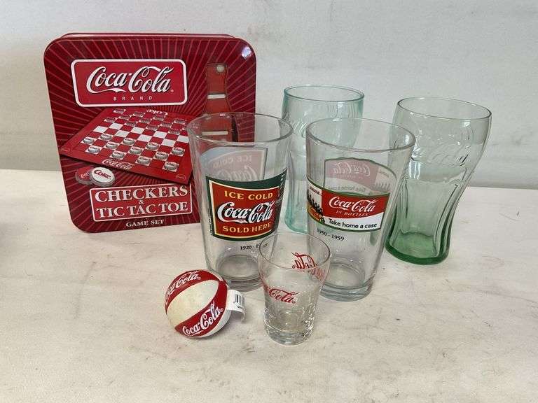 Coca Cola glasses, checkers - Legacy Auction Company