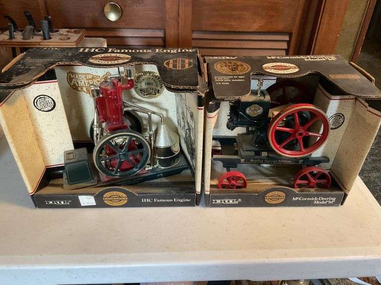 Ertl IHC engine, Ertl McCormick-Deering model m - Legacy Auction Company