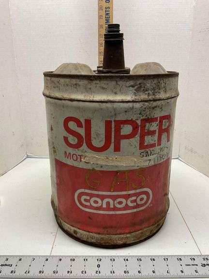 Conoco motor oil can - Legacy Auction Company