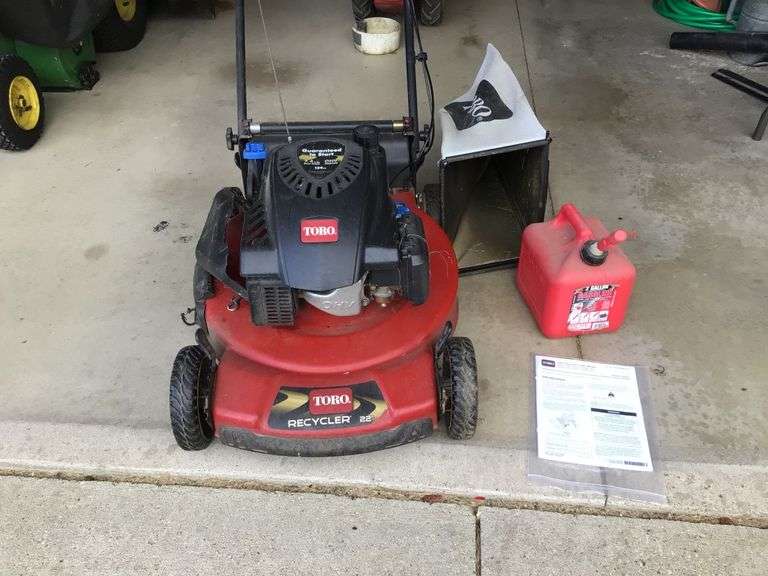 Toro 159cc recycler mower, 22 inch and gas can - Legacy Auction Company