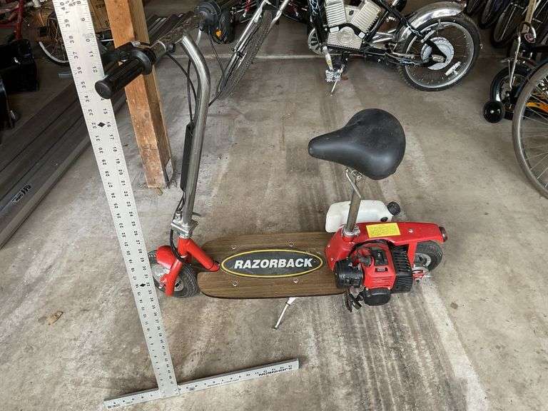 Razorback, gas powered scooter - Legacy Auction Company