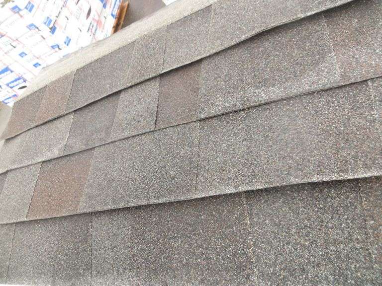 Black Oak Architectural Shingles - Lambrecht Auction, Inc.