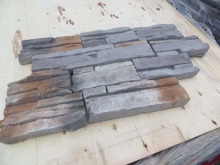 Timber Ledge Midnight Slate Stone Veneer Flats - Lambrecht Auction, Inc.