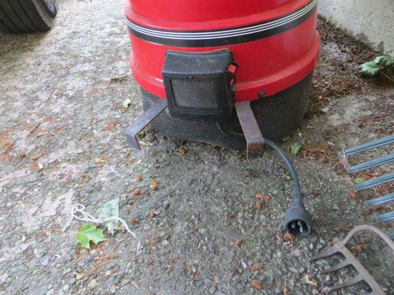 Leaf Chopper - Lambrecht Auction, Inc.