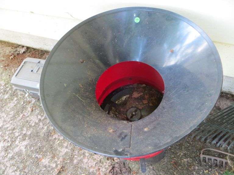 Leaf Chopper - Lambrecht Auction, Inc.