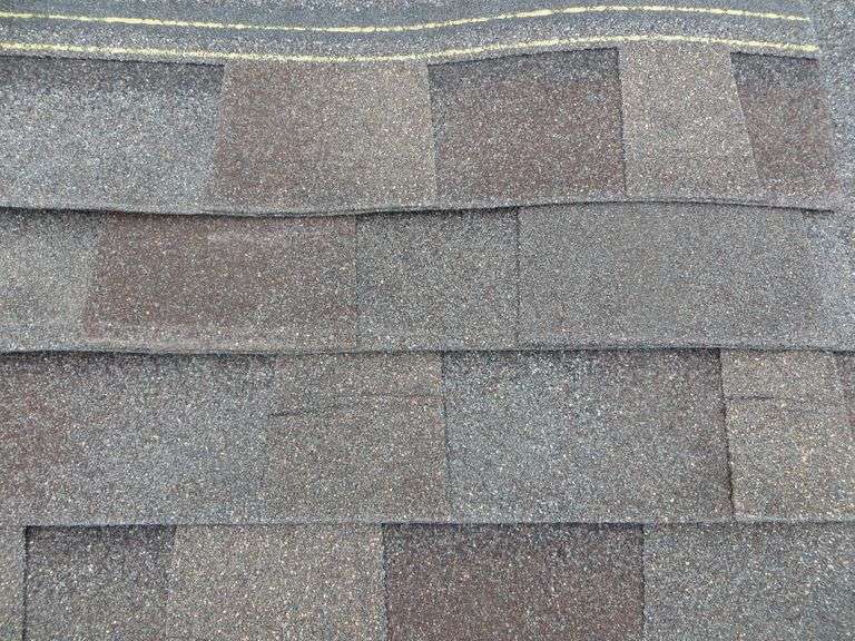 MIXED Unwrapped Architectural Shingles - Lambrecht Auction, Inc.