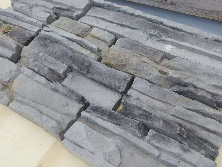 Timber Ledge Mountain Stone Veneer, Flats - Lambrecht Auction, Inc.