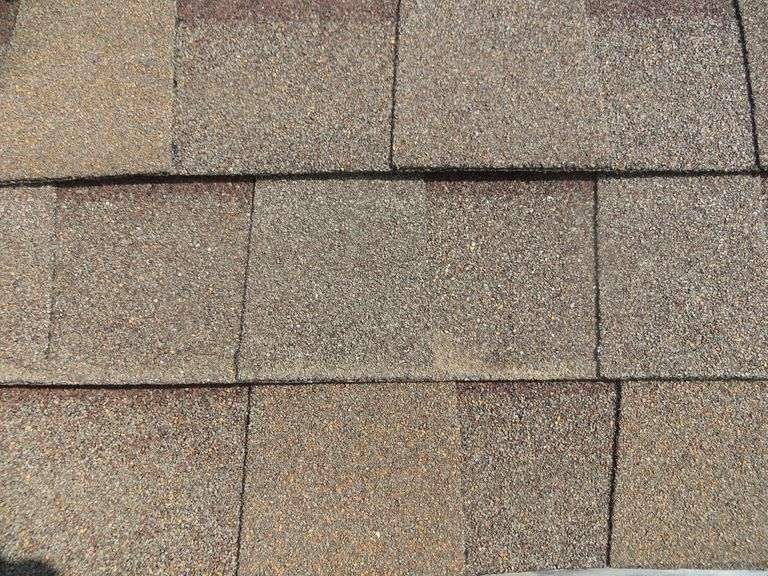 MIXED Unwrapped Architectural Shingles - Lambrecht Auction, Inc.