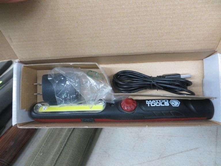 Matco Pocket Led Light - Lambrecht Auction, Inc.