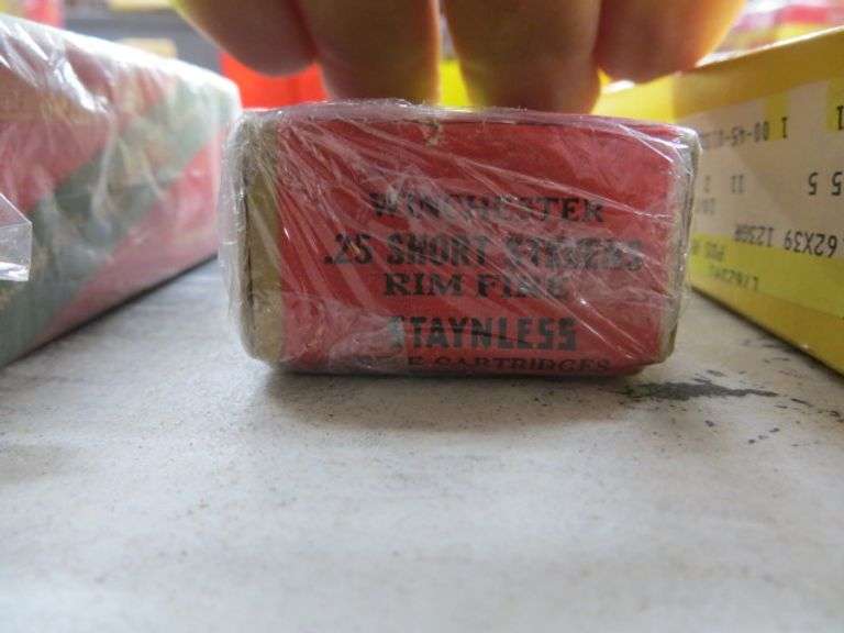 Ammo - Winchester .25 Short Stevens 65gr - Lambrecht Auction, Inc.