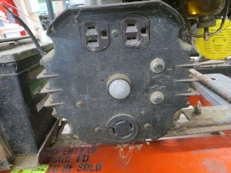 Homelite LRE4400 Generator - Lambrecht Auction, Inc.