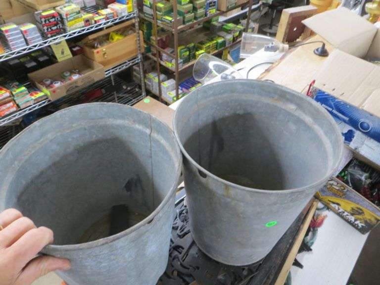 2 Sap Buckets And A Slop Bucket - Lambrecht Auction, Inc.