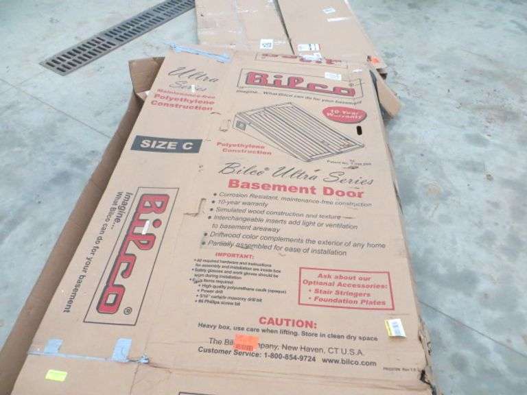 Bilco Basement Door Model Size C - Lambrecht Auction, Inc.