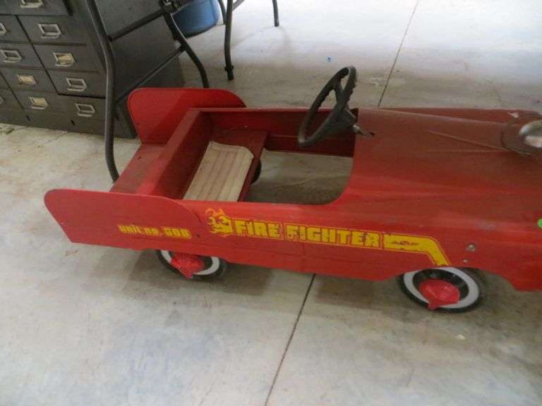AMF 508 Fire Fighter Pedal Car - Lambrecht Auction, Inc.
