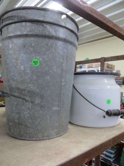 2 Sap Buckets And A Slop Bucket - Lambrecht Auction, Inc.