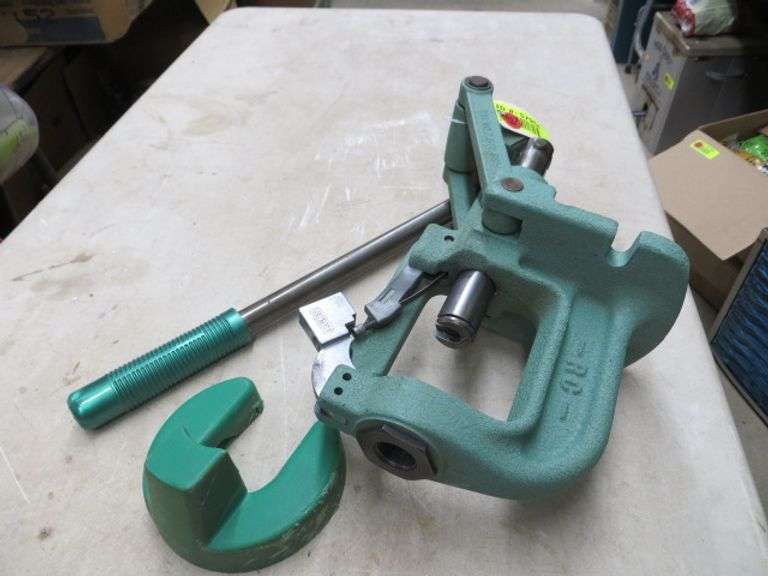 RCBS RC Reloading Press - Lambrecht Auction, Inc.