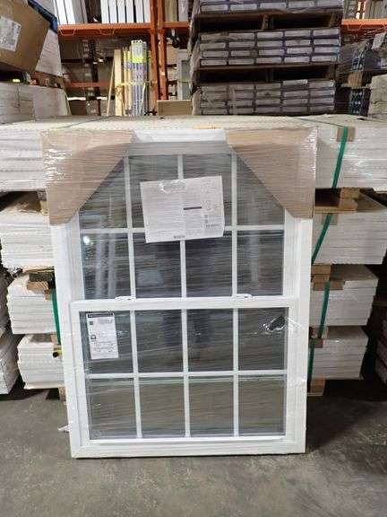 White Vinyl Double Hung Window 36" x 48" - Lambrecht Auction, Inc.