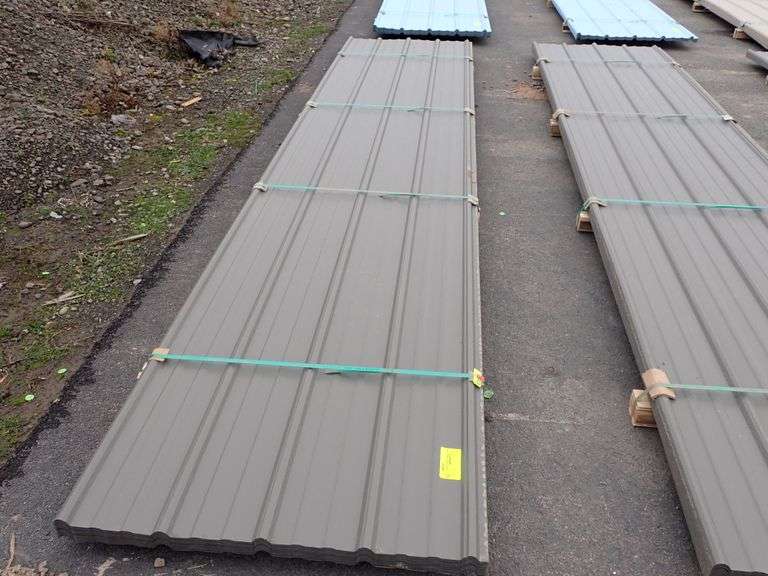 Hammered Gray Corrugated Metal Panel 3' x 16' - Lambrecht Auction, Inc.