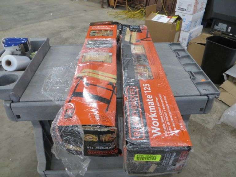 Black & Decker Workmate 125 Sawhorses With Vise - Lambrecht Auction, Inc.