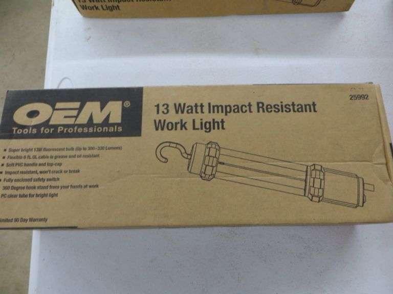 Oem Tools 13 Watt Impact Resistant Work Light - Lambrecht Auction, Inc.