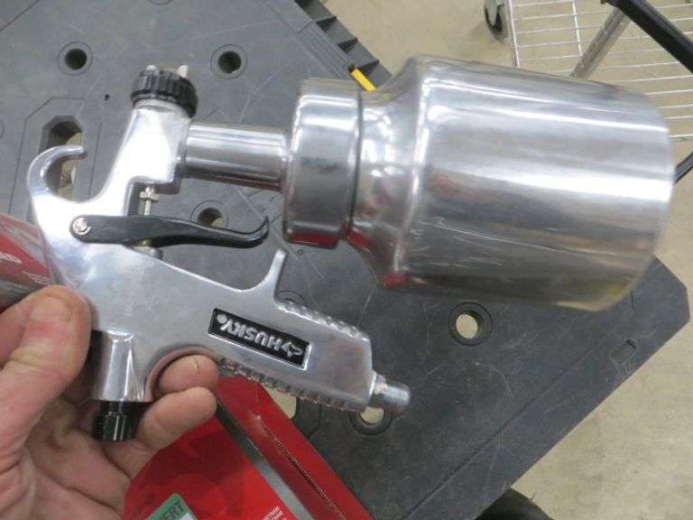2 Husky General Purpose Spray Guns Model 762-003 - Lambrecht Auction, Inc.