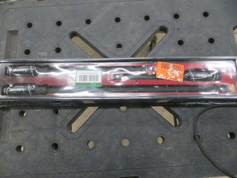 Husky 3 Piece Pry Bar Kit - Lambrecht Auction, Inc.