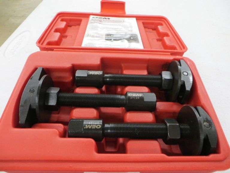 Oem Tools Rear Axle Bearing Remover Set - Lambrecht Auction, Inc.