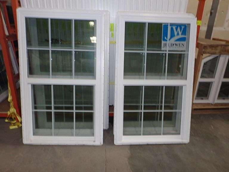 White Rough Opening 36" x 60" Single Hung Window - Lambrecht Auction, Inc.