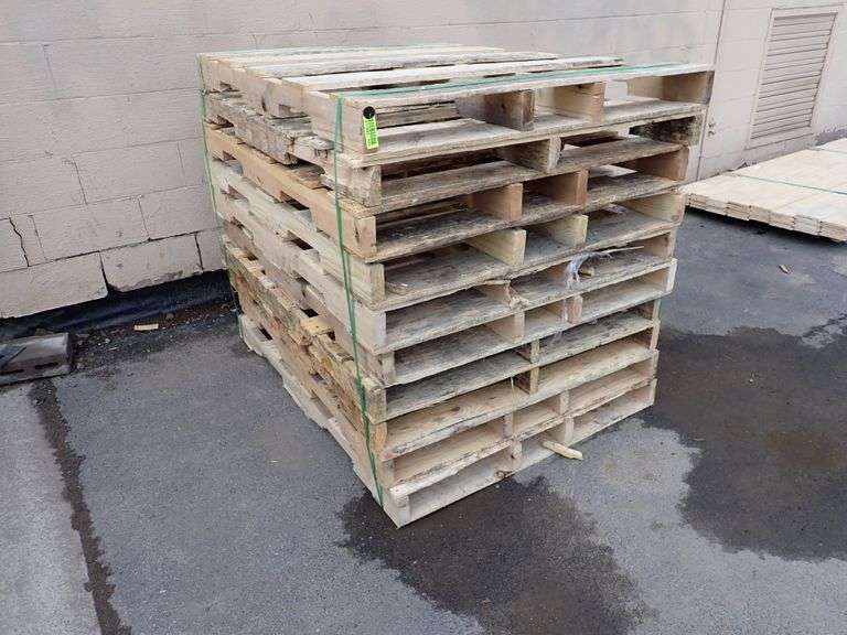 Stack of Pallets - Lambrecht Auction, Inc.