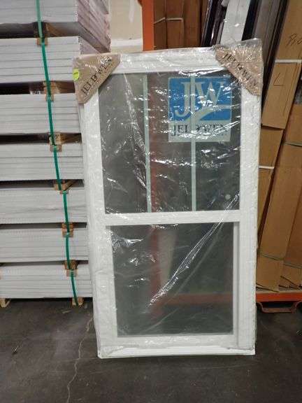 White Rough Opening 32" 60" Single Hung Vinyl Window - Lambrecht ...