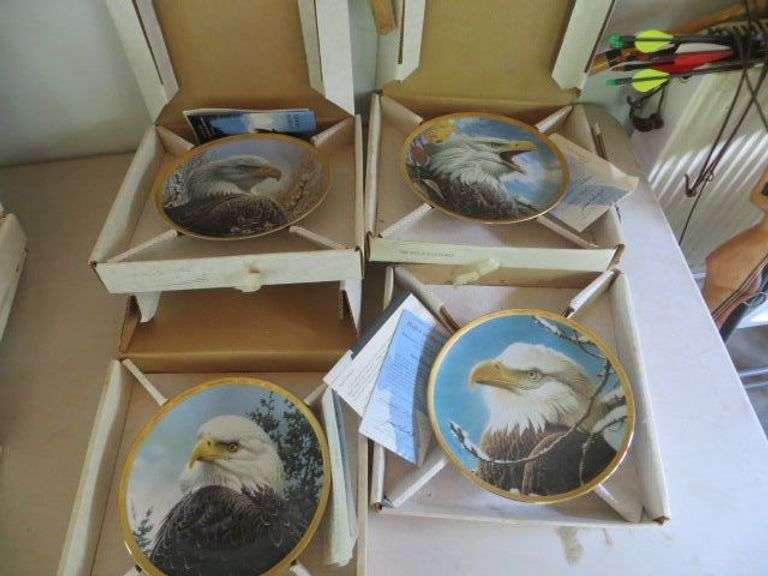 Portraits of the Bald Eagle Collectors Plates - Lambrecht Auction, Inc.