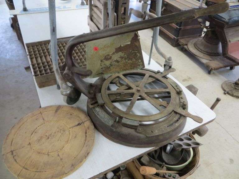 Detroit Stimpson Computing Scale Co. Cheese Cutter - Lambrecht Auction ...