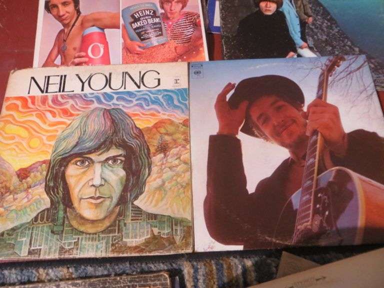 33 RPM Albums - Classic Rock. See Details - Lambrecht Auction, Inc.