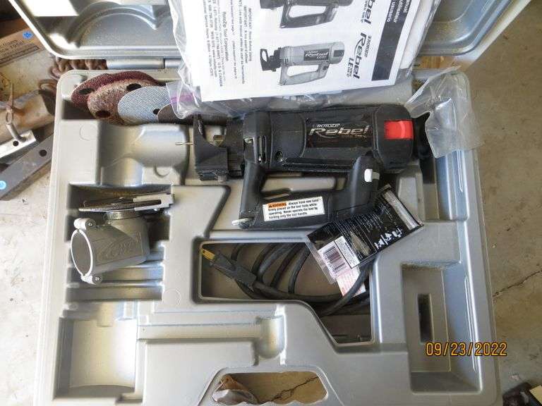 Roto-Zip Tool Kit - Lambrecht Auction, Inc.