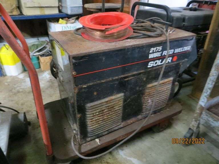 Solar 2175 Wire Feed Welder - Lambrecht Auction, Inc.