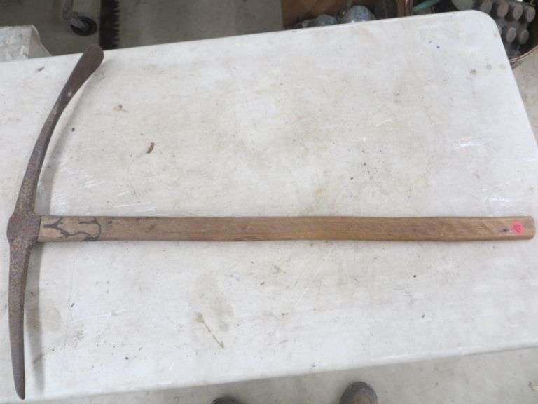 Unusual Pick/ Maddox Early Hand Hewn Handle & Hand Forged Much Finer ...