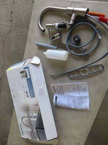 Moen Pulldown Kitchen Faucet Edwyn Model 87028SRS - Lambrecht Auction, Inc.
