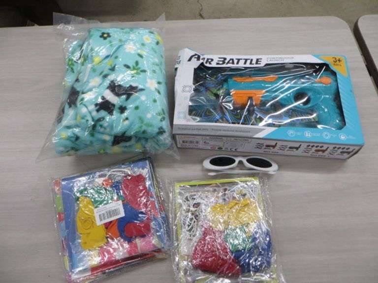 Children's Items - See Details - Lambrecht Auction, Inc.