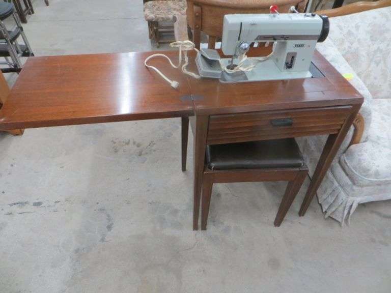 Pfaff 76 Sewing Machine w/ Cabinet & Bench - Lambrecht Auction, Inc.
